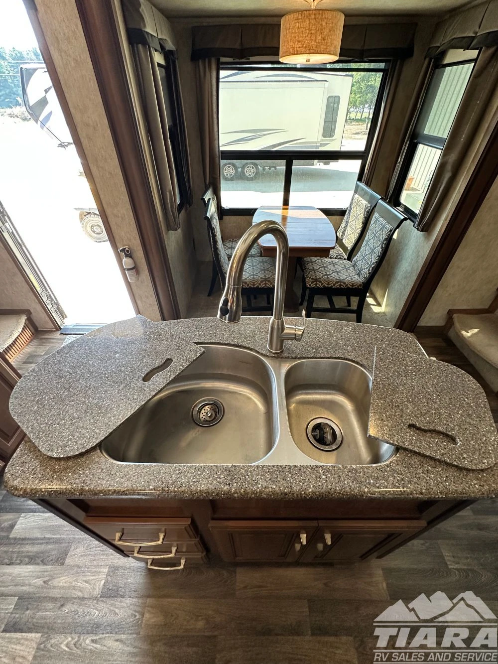 2015 Keystone Rv Montana 3790RD Fifth Wheel in Eklhart, IN - 701851